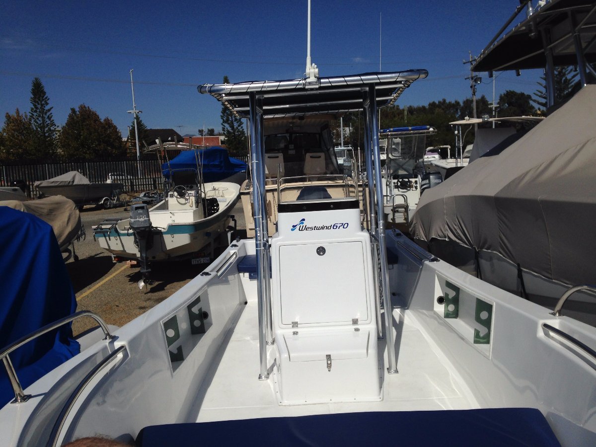 2016 Westwind Center Console | Boat Research | BoatsOnline