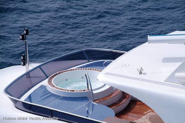 2013 Horizon Yacht P136 | Boat Research | Yachthub